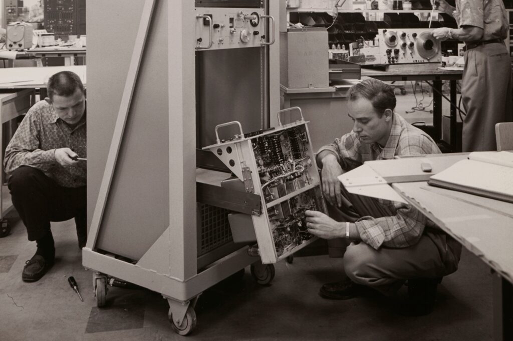 Hewlett-Packard Creates Dynac - Hewlett-Packard History