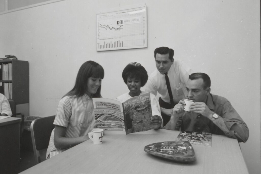 Moseley Division Employees in the HP Breakroom - HP History